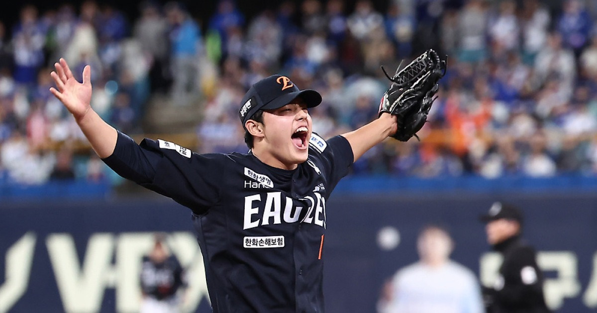 한화, 삼성 꺾고 19년 만의 KS까지 '1승'…문동주 MVP[PO3](종합)