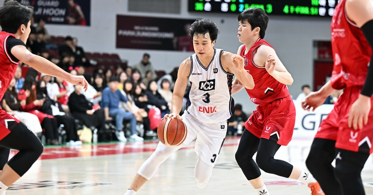 '뒤집기 성공' 정관장, KCC 잡고 단독 선두 등극…60-57 승리, KCC 5연승 저지하고 3연승 달려