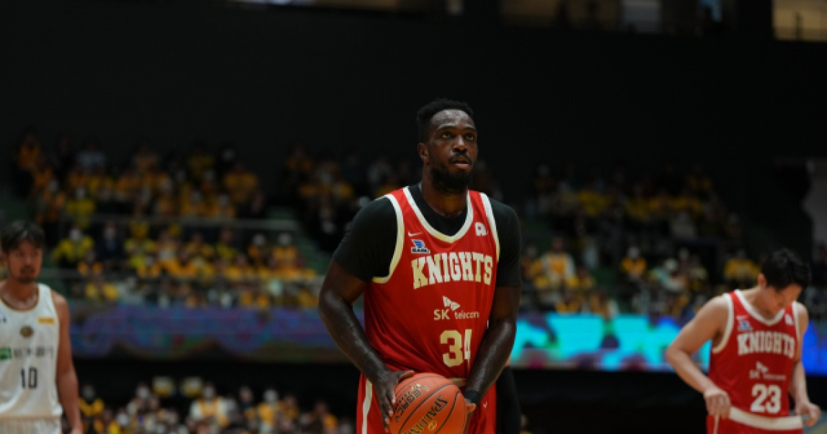 '워니·먼로 동반 더블더블→톨렌티노 29득점' SK, EASL 첫 경기서 우츠노미야에 8점 차 패배