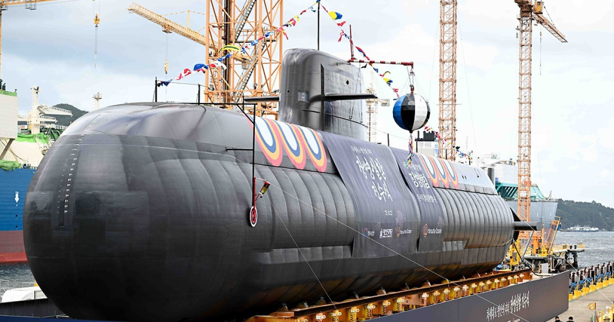 해군, 3600t급 잠수함 장영실함 진수식… 대통령·장관은 불참