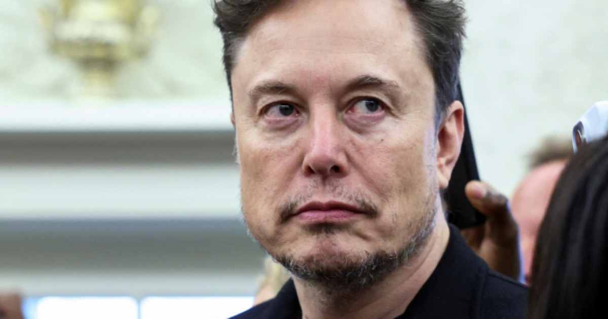 일론 머스크 "AI5 칩셋, 삼성전자·TSMC 공동 개발"