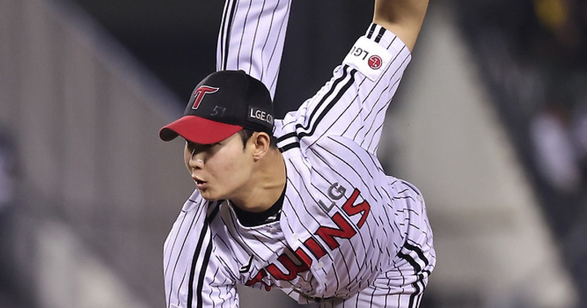 '첫 KS' LG 신인 김영우 "긴장되지만, 평소처럼 던지겠다"[KS1]