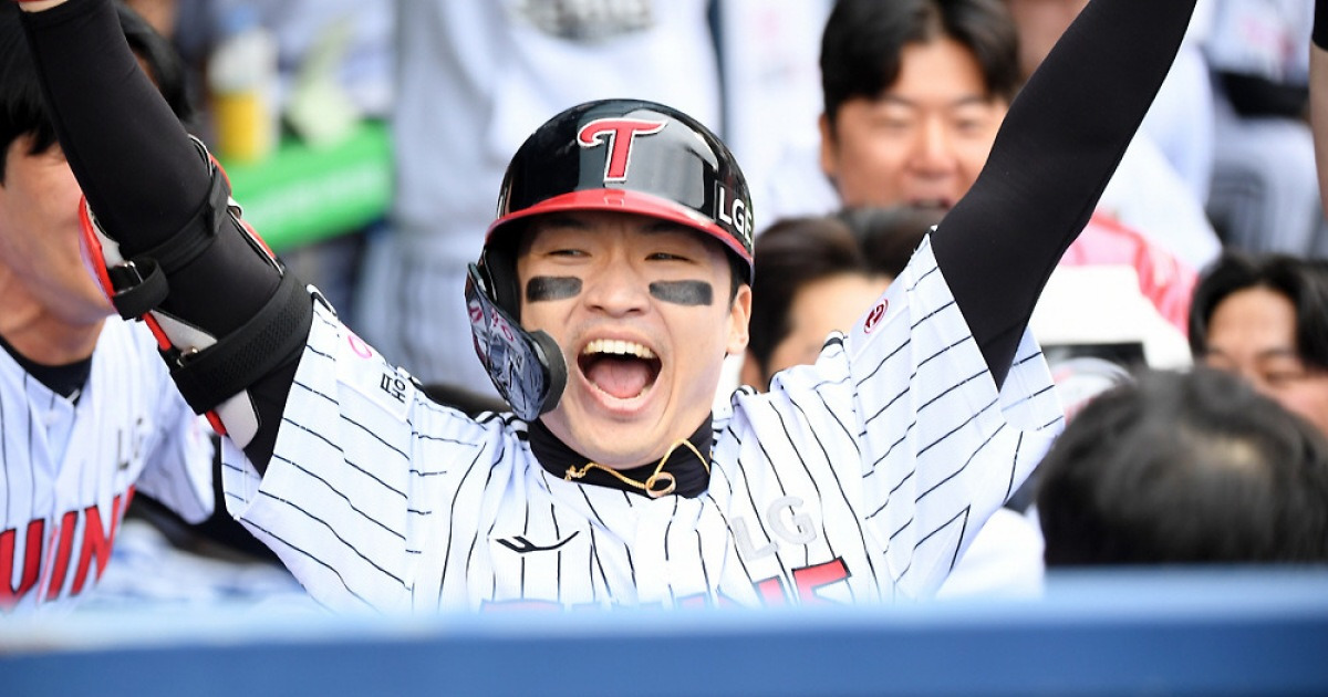 LG 8-2 승리. 우승 확률 87.5%. 톨허스트 막고, 강타선 첫날부터 터지고. 모든게 염갈량 생각대로다[KS1 리뷰]