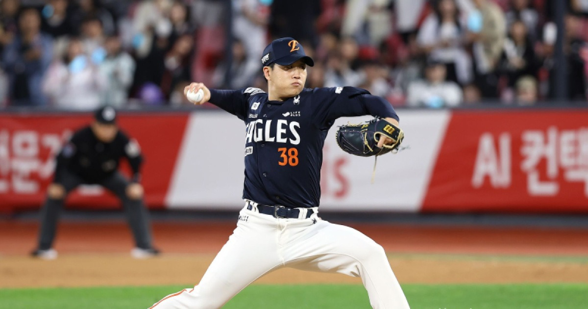 PO 엔트리 제외 아쉬움 달랬다...엄상백 대신 KS 무대 오르는 김종수[KS1]