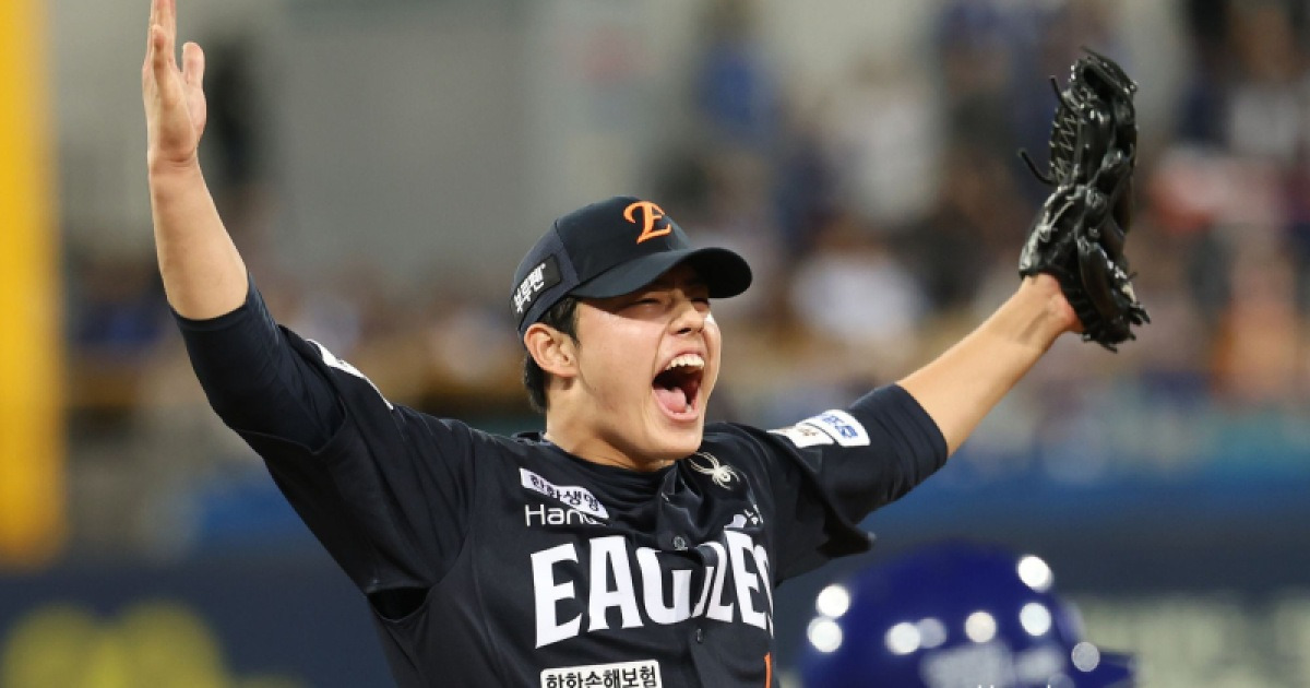 MVP 문동주 상대하는 LG...염경엽 감독 "포크볼·커브도 좋은 투수, 2S 전에 승부 해야" [KS1]