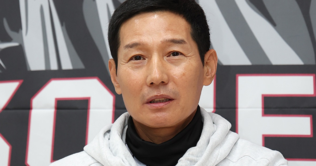 염경엽 감독 “한화만큼 우리도 간절, 상대 3~5번 앞에 주자 안 모으는 게 중요” [KS1 현장]