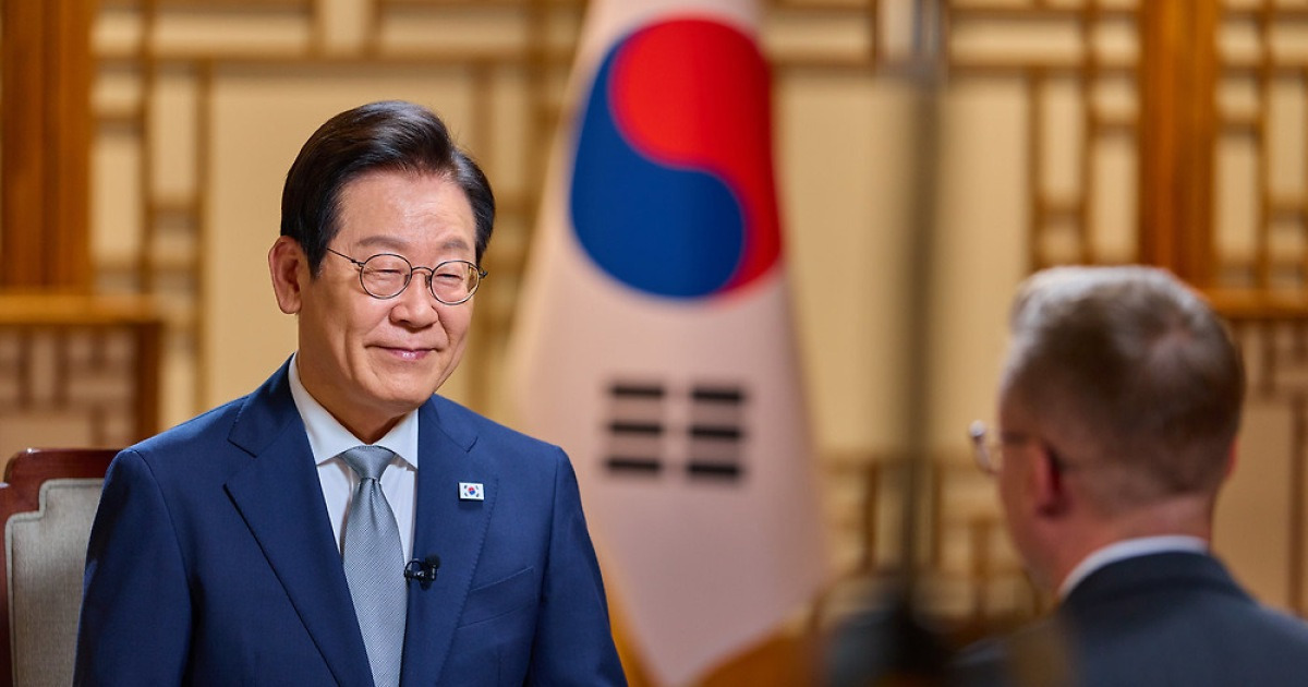 李대통령 "국방비 GDP 3.5%, 미국 요구 아닌 자주국방 위한 것"