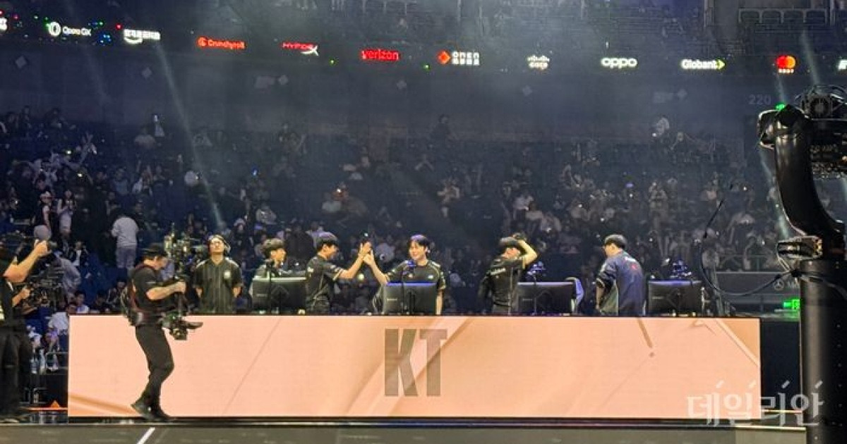 KT 롤스터, '대만 강호' CFO 격파…창단 첫 롤드컵 4강 진출[2025 롤드컵]