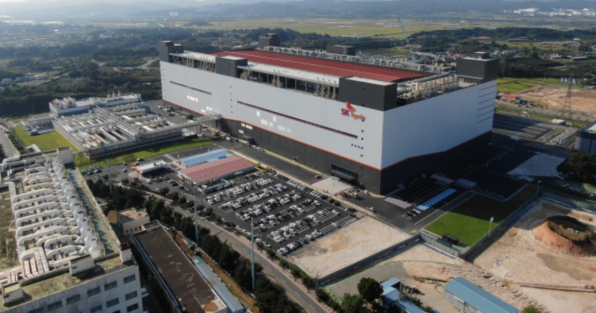 SK하이닉스 “HBM, 2027년까지 공급 부족···현 수익성 유지”