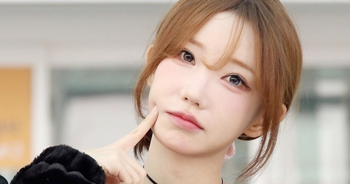 QWER 마젠타, 미모에 녹는다[TEN포토]