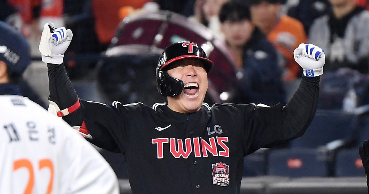 8회까지 즐거우셨나요? → LG의 메가트윈스포, 9회초만 가동할게요! 미친 집중력 1이닝이면 충분했다[KS4 승부처]