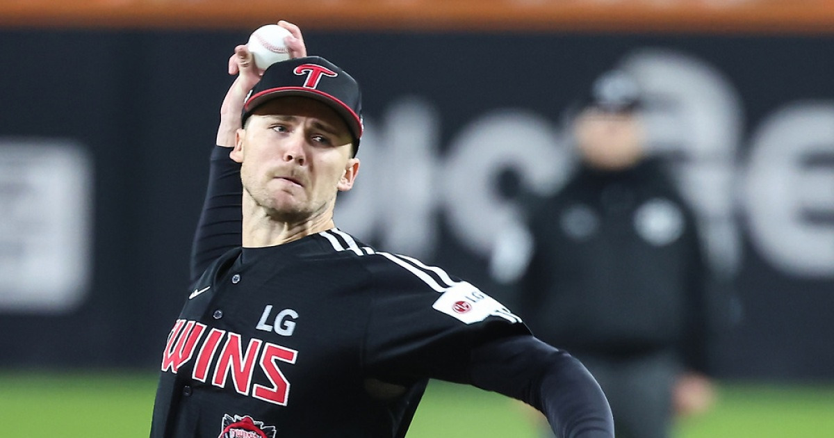 LG 톨허스트, 5일 만에 또 한화 타선 봉쇄…7이닝 1실점[KS5]