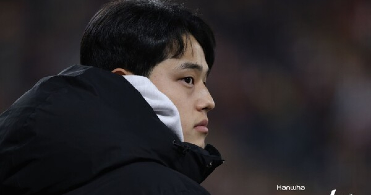 외나무다리에 선 한화, 'PO MVP' 문동주·'1차전 실책' 노시환 각성해야