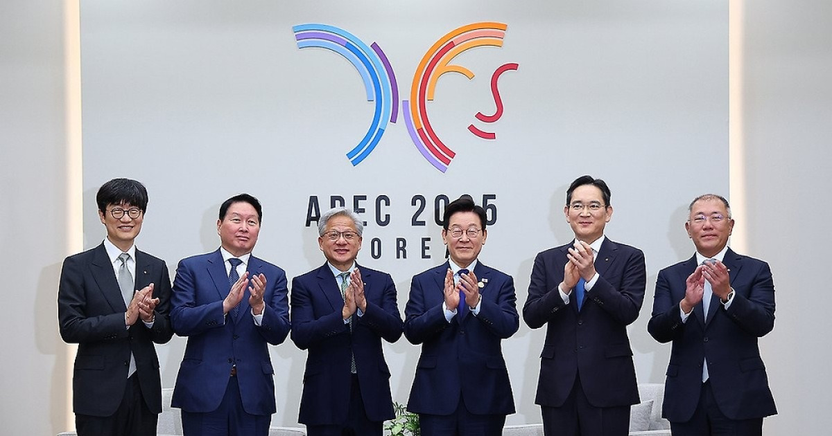 엔비디아, 韓에 GPU 26만장 푼다…삼성·SK·현대차와 'AI 동맹'