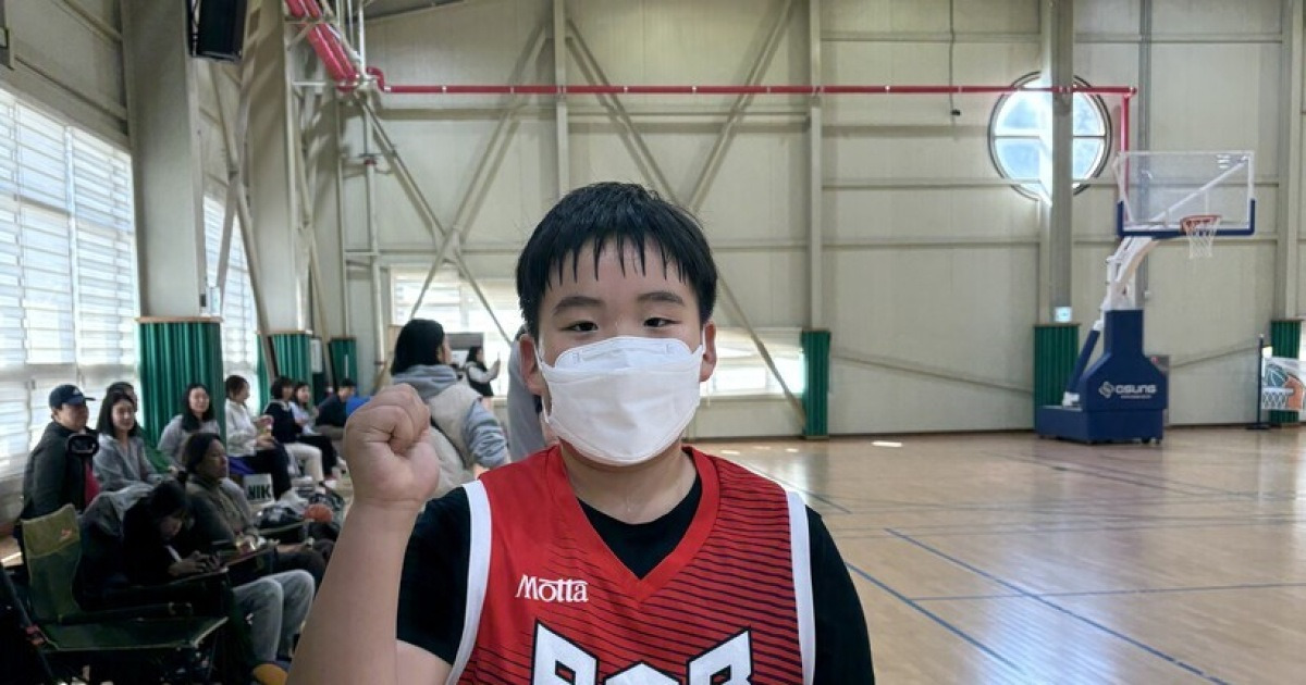 [i리그] PSB농구교실 방진호의 ‘마스크 투혼’ “저도 박정웅 선수처럼 잘하고 싶으니까요!”