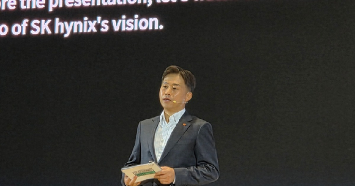 SK하이닉스 "내년부터 HBM4 16단, HBM4E 8·12·16단 출시"