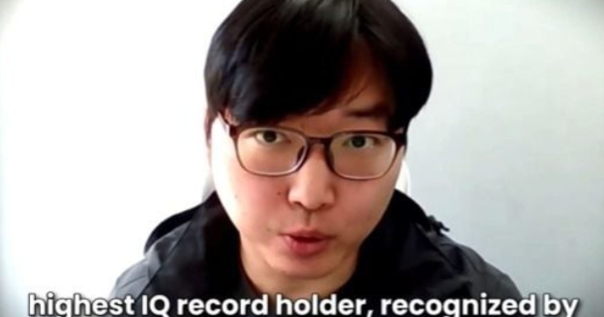 IQ 276 남성 "친북좌파 정부…미국에 망명 신청할 것"