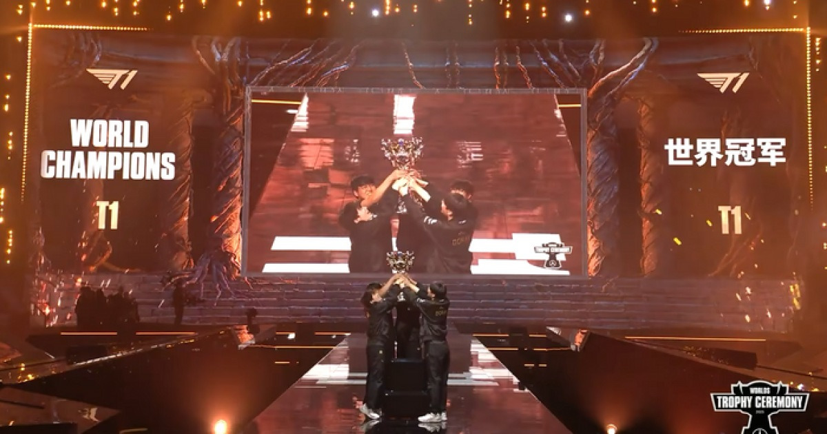 '왕조'는 흔들리되 무너지지 않았다…가장 낮은 곳에서 이룬 T1의 'V6·3연패'[2025 롤드컵]