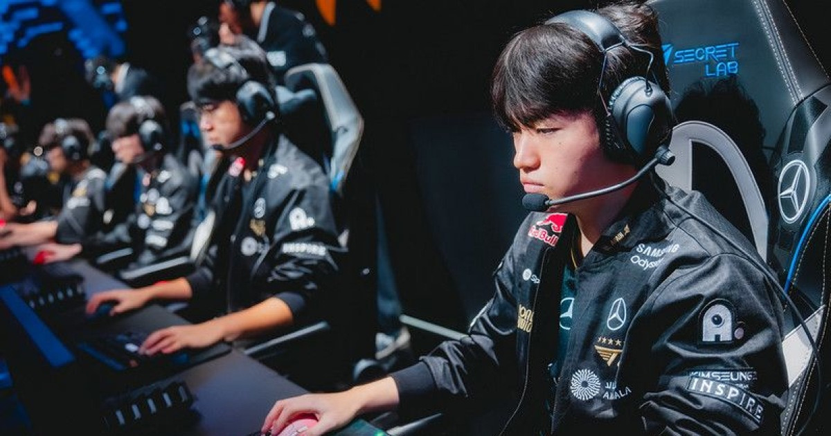 T1, 최초 월드 챔피언십 3連霸·V6