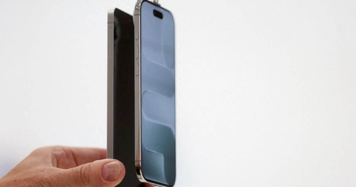 Ultra-thin phones: A failed idea or a market worth pursuing?