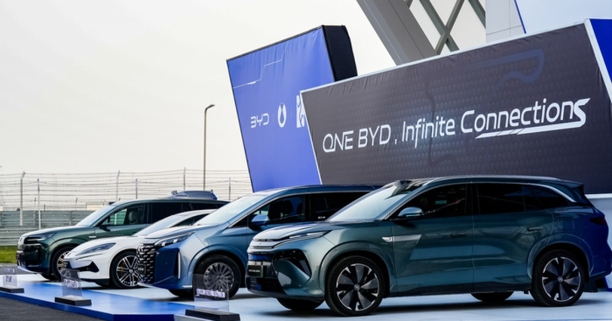 [BYD 정저우 공장을 가다]BYD, 5분 충전 400㎞·무인 자율 주차 '상용화'