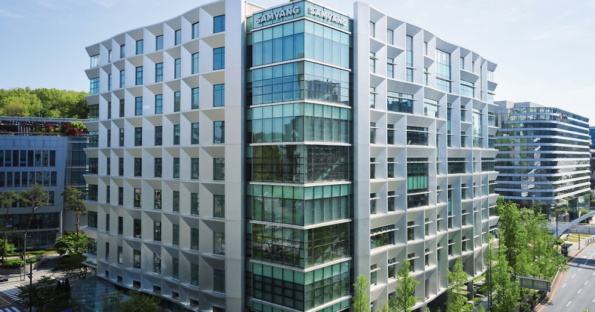 Samyang Biopharm surges on Kospi debut