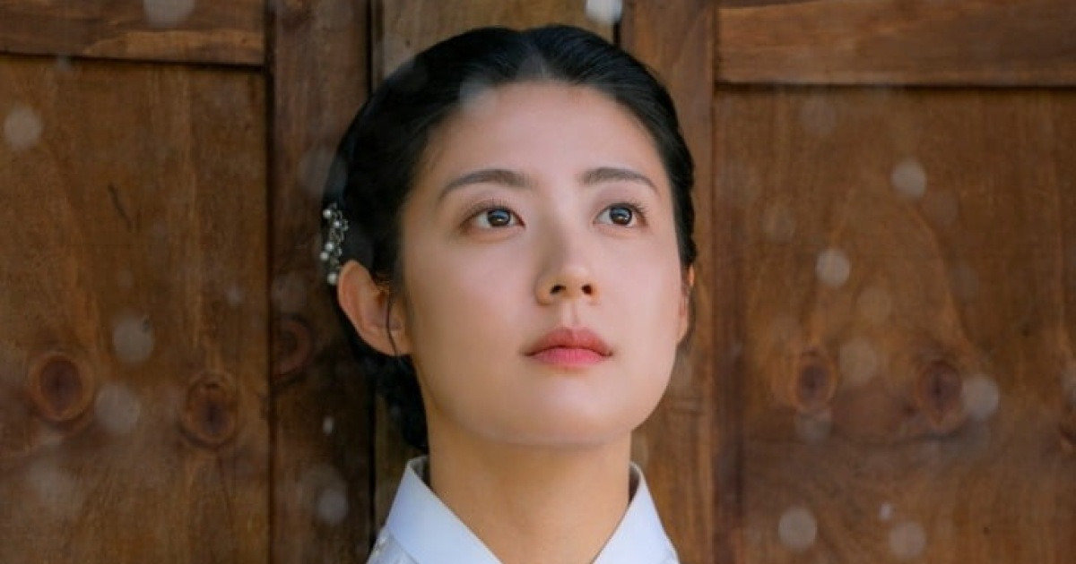 김혜윤이 대체 캐스팅됐다더니…'굿파트너 하차' 남지현, 22년 차에 ♥문상민과 호흡 ('은애하는')