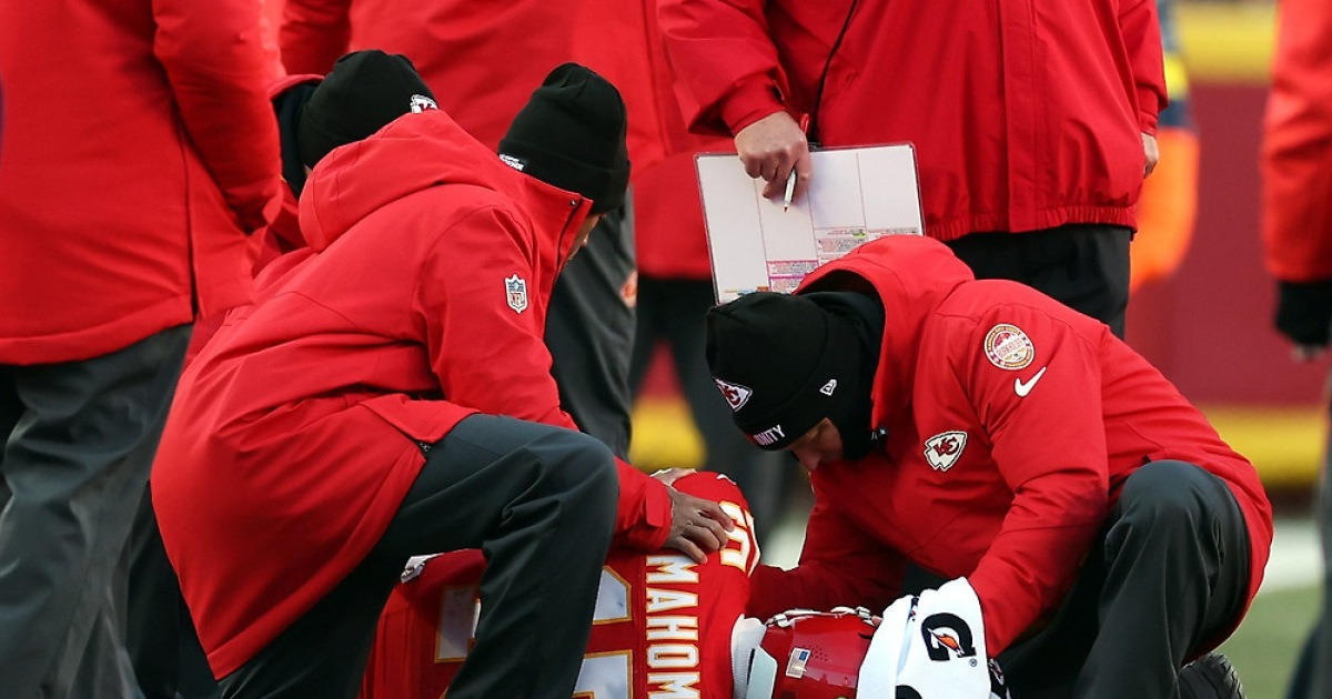 Mahomes Injury & Return: Knee Surgery, Season Update - Archysport