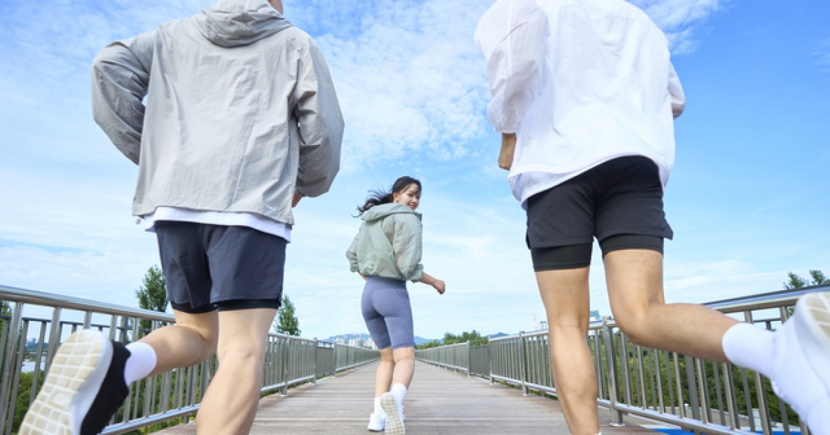 한국인 하루 평균 OOOO보 걸어 ‘세계 2위’…1위는?