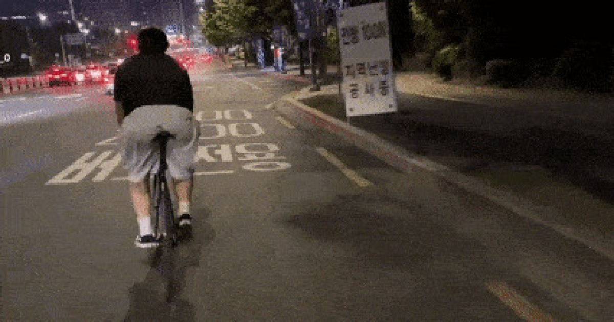 엉덩이 흔드는 꼴불견 자전거 막는다…브레이크 뗀 픽시에 과태료 신설