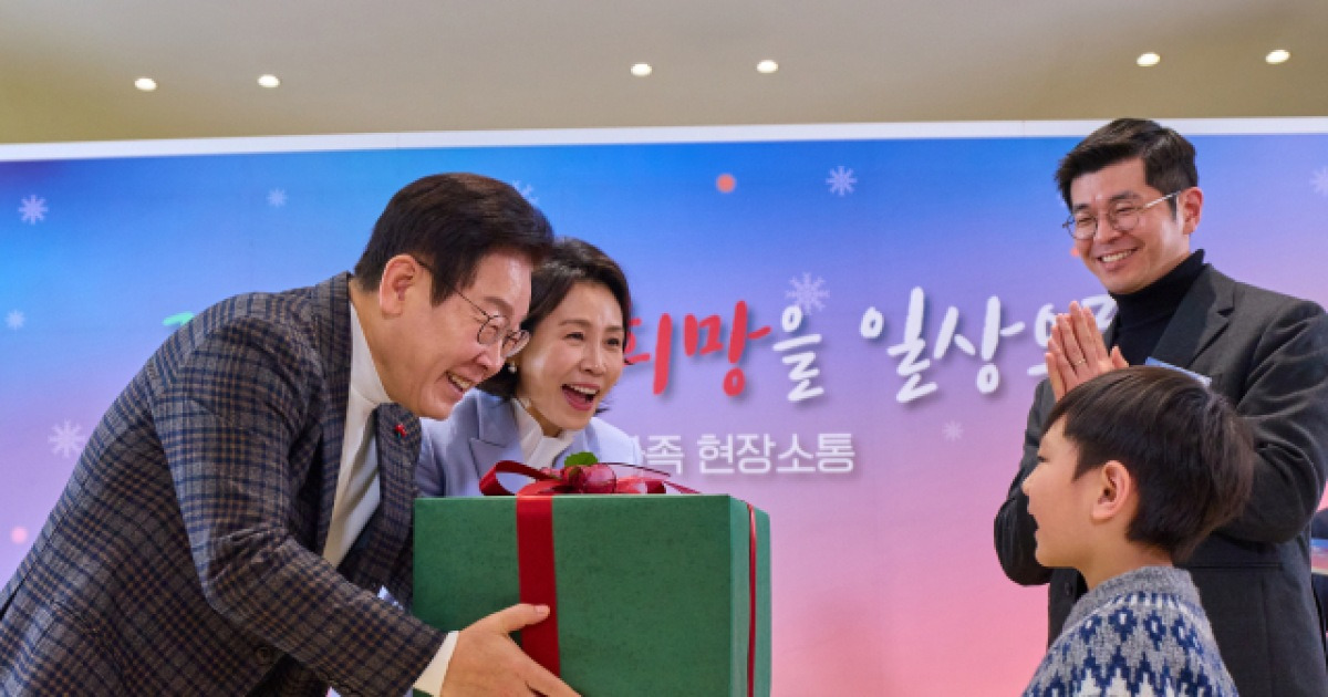 李 대통령 지지율 59%로 소폭 하락···민주 41%·국힘20%[NBS]