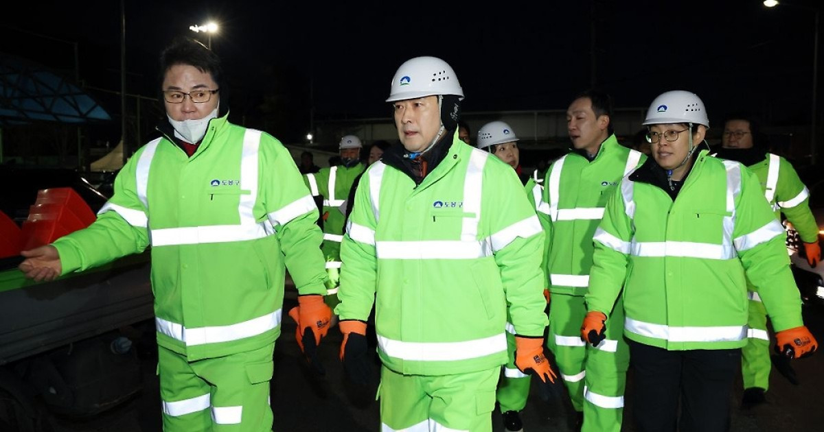 장동혁 “보다 넓게 확장할 것”…‘장한석 연대’엔 “시기상조”
