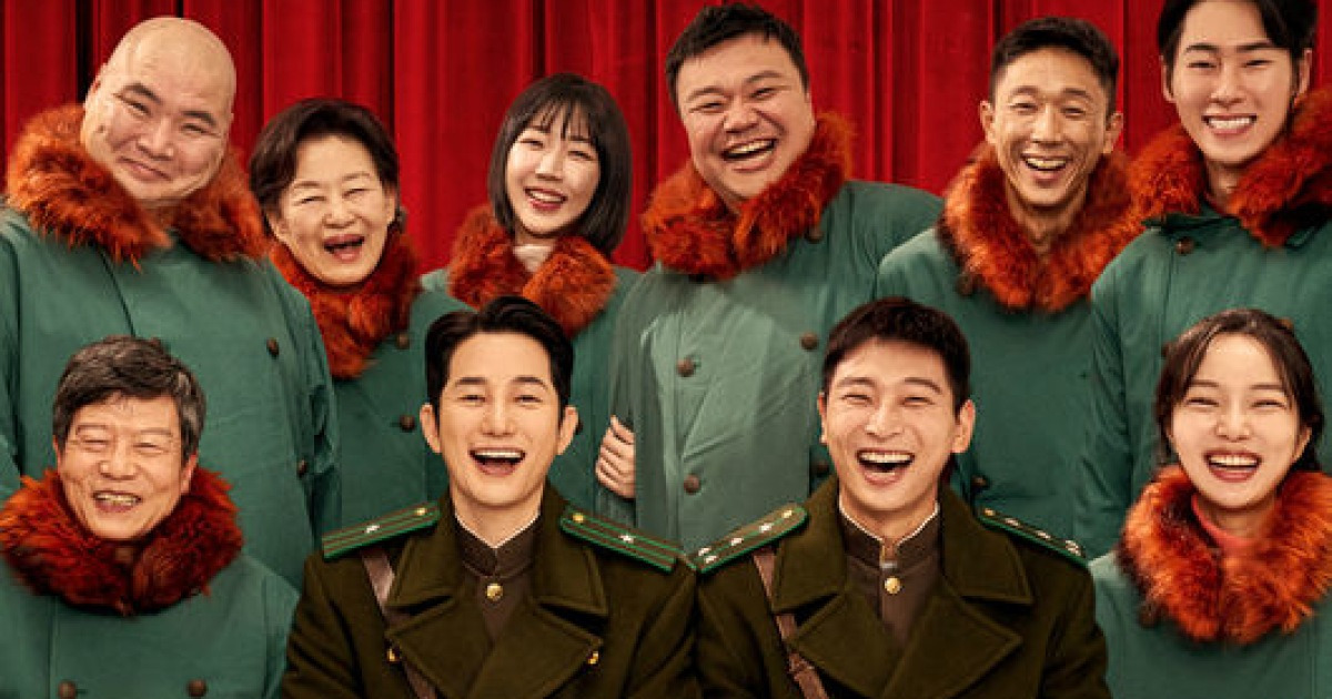 '신의악단' 어떤 영화이길래? 박스오피스 역주행..제작사 "업무 마비 급"