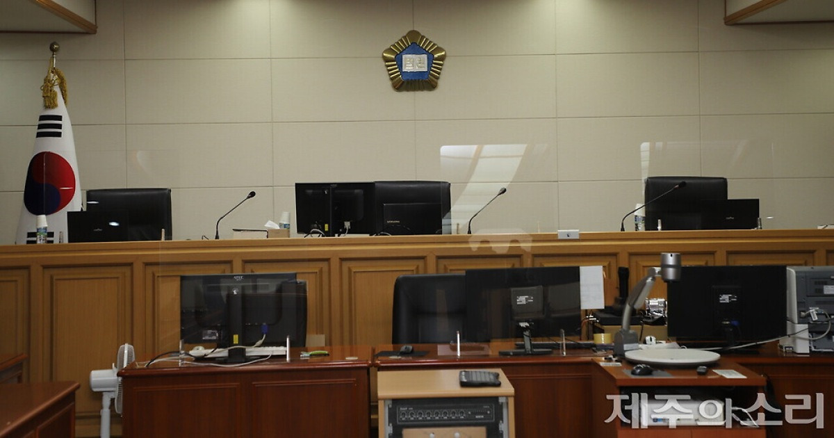 “성관계는 좋은 것” 전직 제주 교사, 벌금 2배↑ ‘유죄 확정’