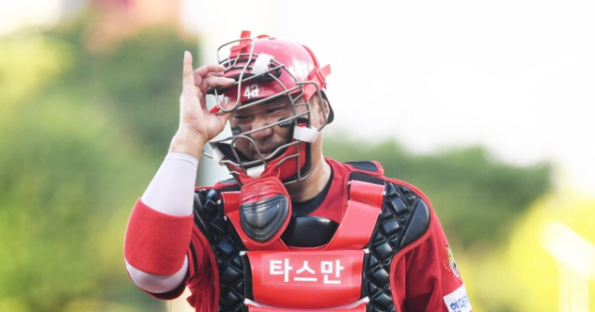 25억 계약 마지막 해, KIA 여전히 대체자 없다…또 다년계약 카드 꺼내야 할까