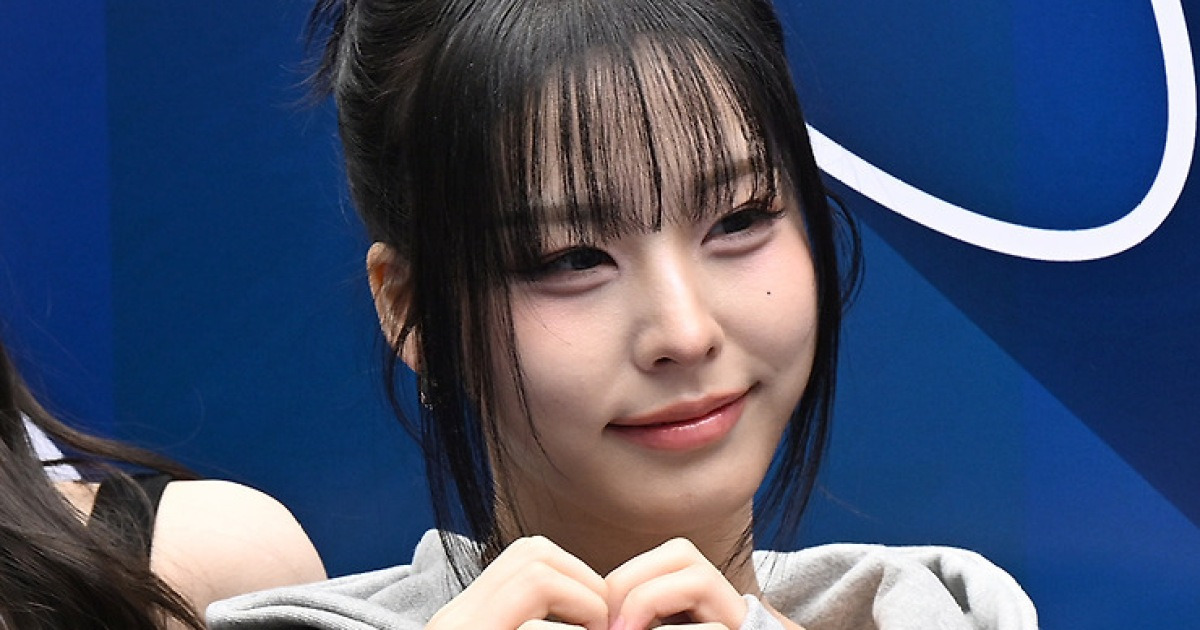 클라씨 선유, 청순하게 하트 [포토엔HD]