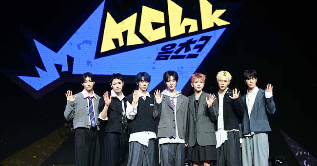 넥스지 “대다수 일본인이라 한국어 작사 어렵지만 사전 찾아가며 작업”