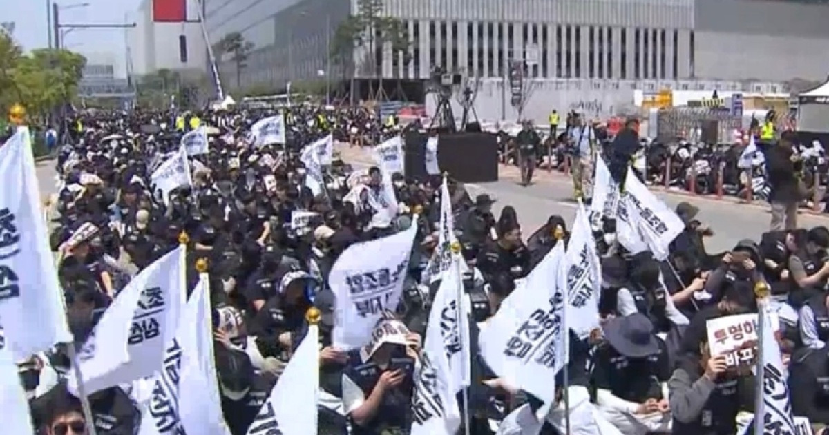 “6,400억 vs. 3,000만원”… 삼성바이오 파업 사흘째, 기준이 정면으로 부딪혔다