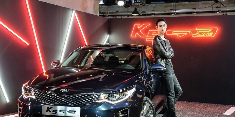 기아차, 2017년형 K5 출시..시그니쳐 · GT-라인 신설 | 탑라이더
