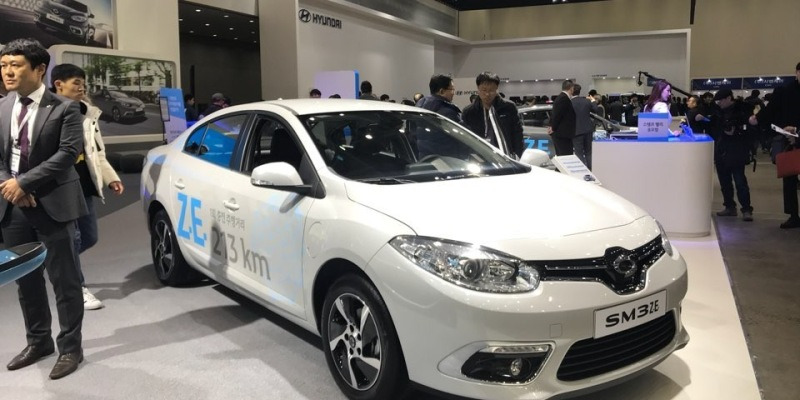 1회 충전 213km 신형 SM3 Z.E. 최초 공개 | 더드라이브