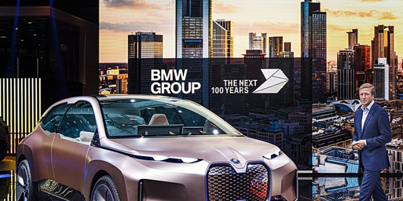 BMW I NEXT와 M NEXT가 지향하는 자동차의 미래상은? | 글로벌오토뉴스