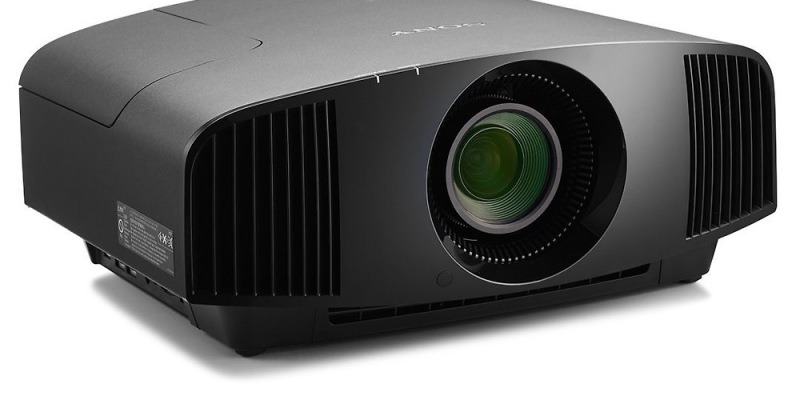 동급 최고의 선명도 풍부한 색상, 자연스러운 4K Sony VPL-VW270ES | 왓하이파이