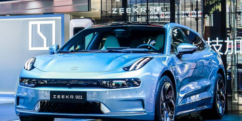 中 지커(Zeekr), 이달 말 유럽 진출 발표. 첫 발걸음은 '지커 001' | M투데이