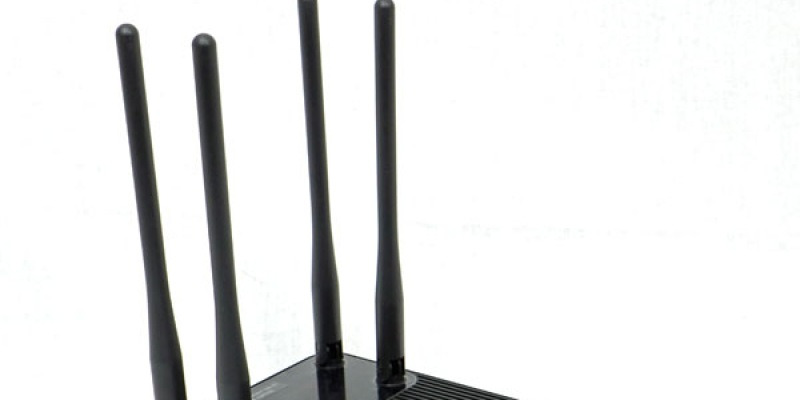 새로운 디자인의 유무선 공유기, ipTIME AX2004 | 보드나라/케이벤치