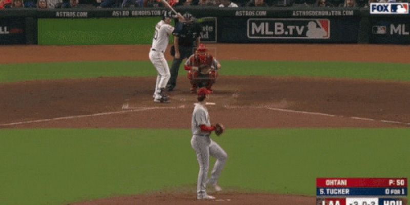 이걸 치라고? WBC에서 붙게될 오타니 광속 포심&싱커.gif | 미친야구