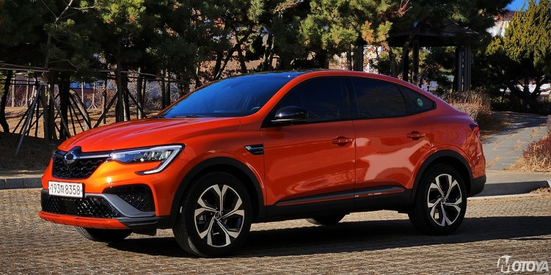 완성도 높은 하이브리드 SUV! - XM3 E-TECH 하이브리드 시승기 | 모토야