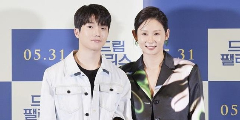 세계적으로 뜨고있는 한류스타 '아들'을 둔 톱스타 | 필더무비