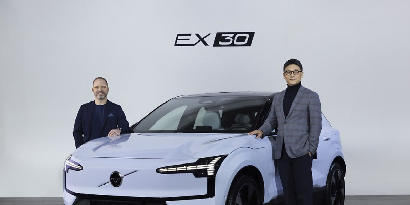 볼보차코리아, 소형 전기 SUV 'EX30' 4945만원 출시…"성공 방정식 이어갈까" | 삼프로TV