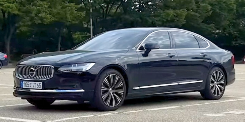 BMW, 렉서스 다 타보고 볼보 S90 구매한 이유 "역대급 실내 공간, 고급스러운 마감" | 카텍