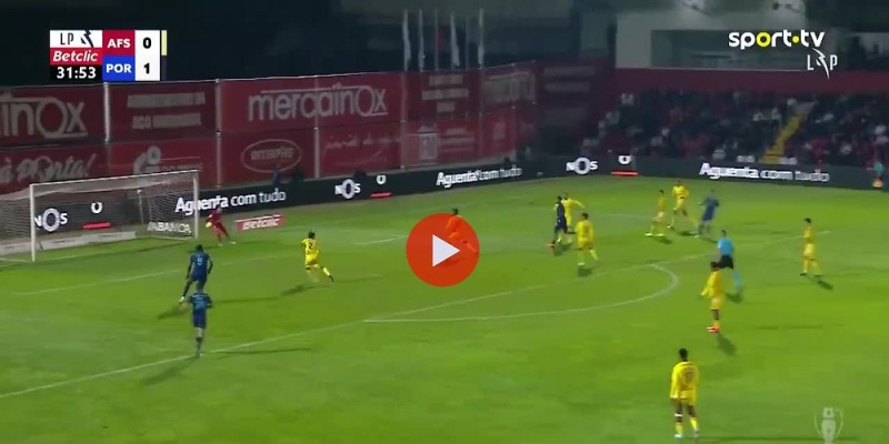 [FC포르투v푸트볼] 193cm 스페인 괴물 유망주 헤트트릭 ㄷㄷㄷㄷㄷㄷㄷㄷㄷㄷㄷㄷㄷㄷㄷ | 에펨코리아